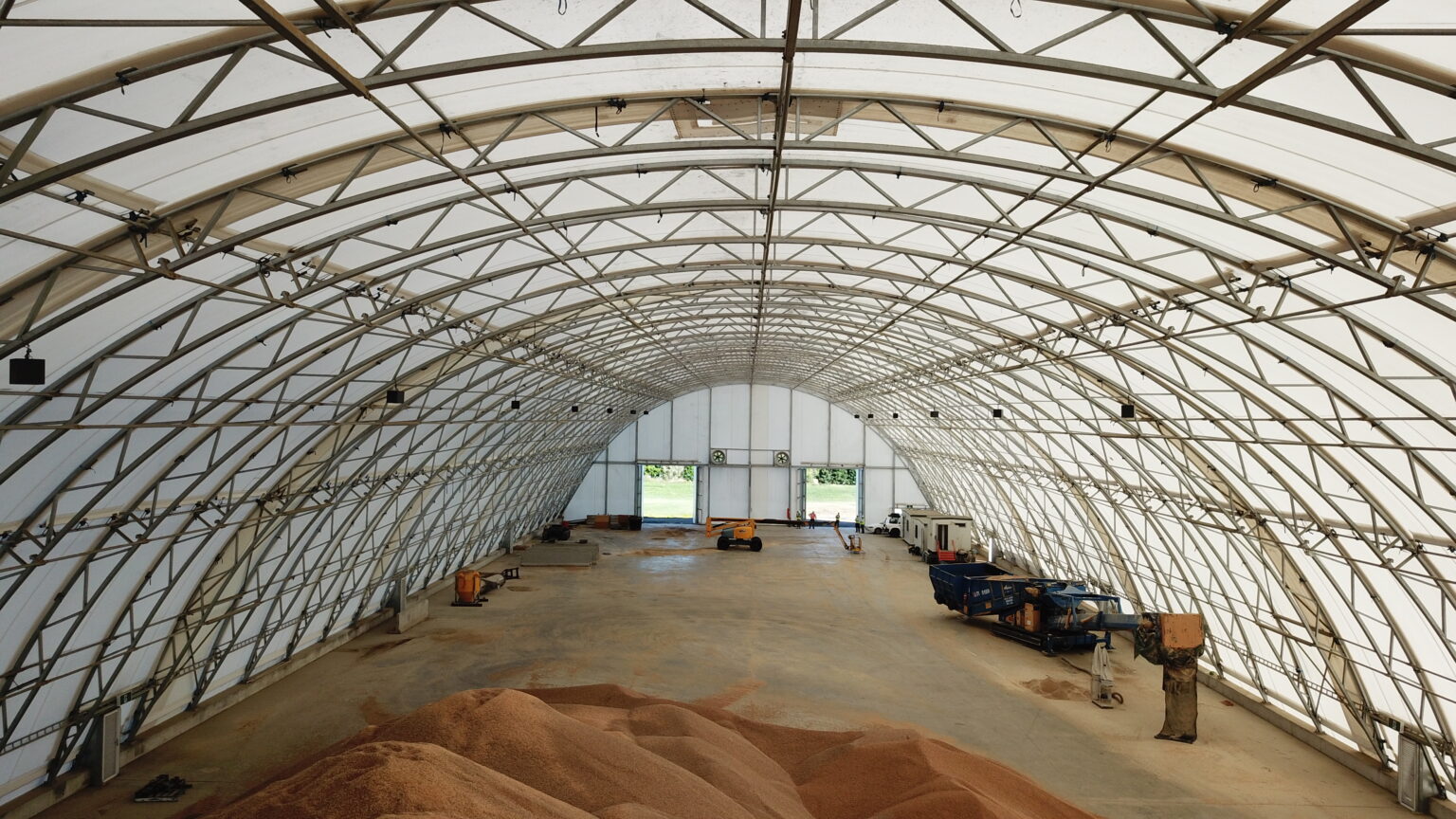 Curved Buildings: Why Are They Effective? - Allshelter